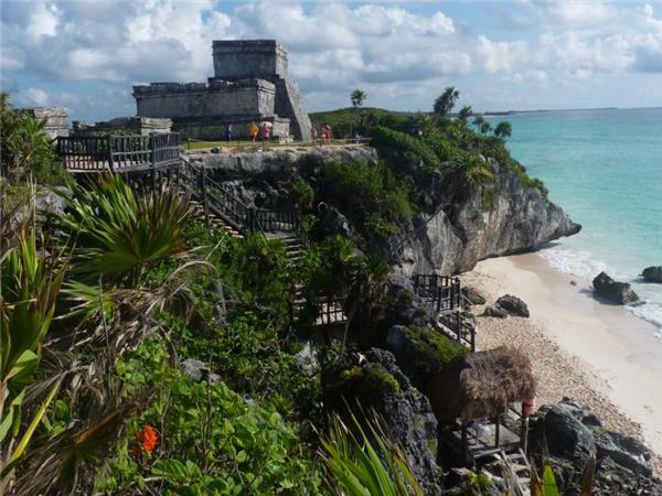 Belize holiday, discover Belize. Helping Dreamers Do