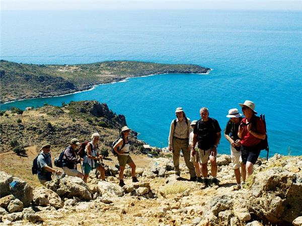 Walking holiday in Crete. Helping Dreamers Do