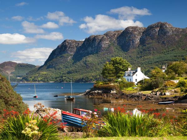 Lewis and Harris Outer Hebrides cruise, Scotland | Responsible Travel Lewis and Harris Outer Hebrides cruise, Scotland | Responsible Travel