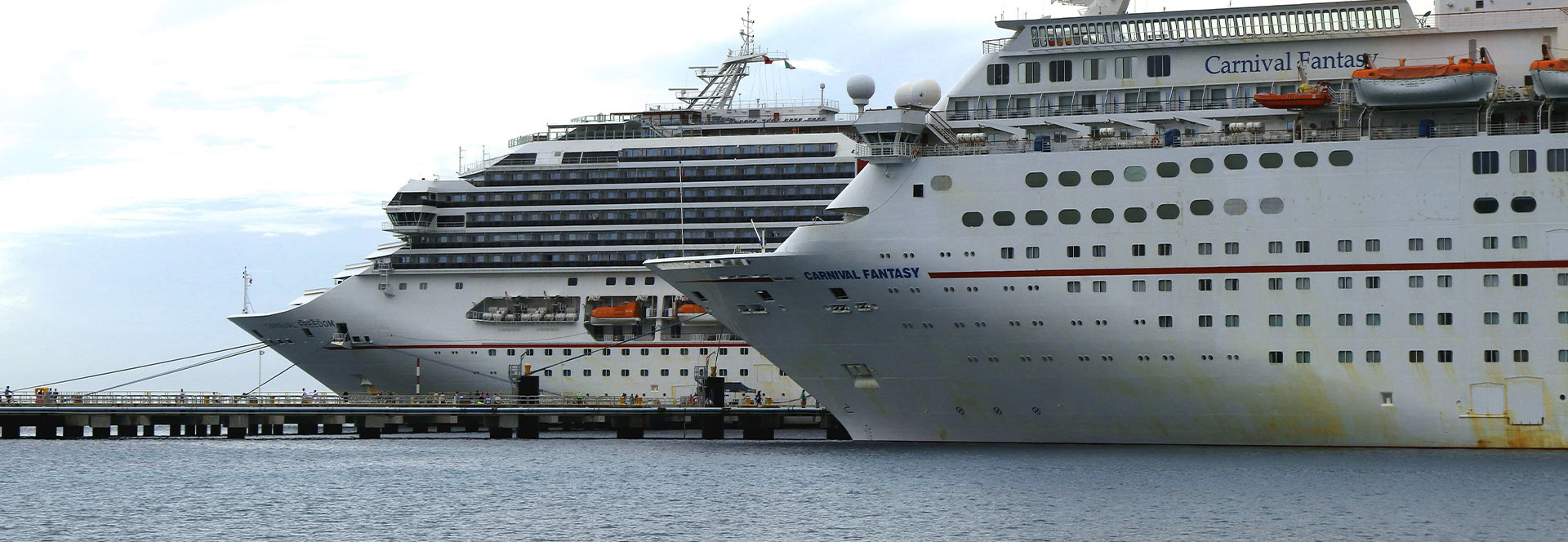 Overtourism caused by large cruise ships